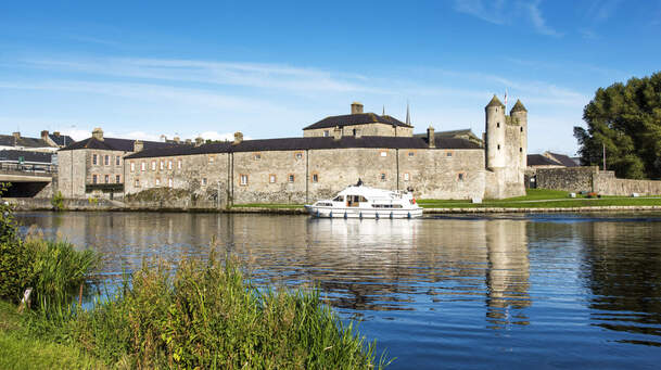 Boating holidays in Ireland | Cruising in Ireland | Ireland.com