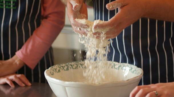 Try one of these cookery classes in Ireland | Ireland.com